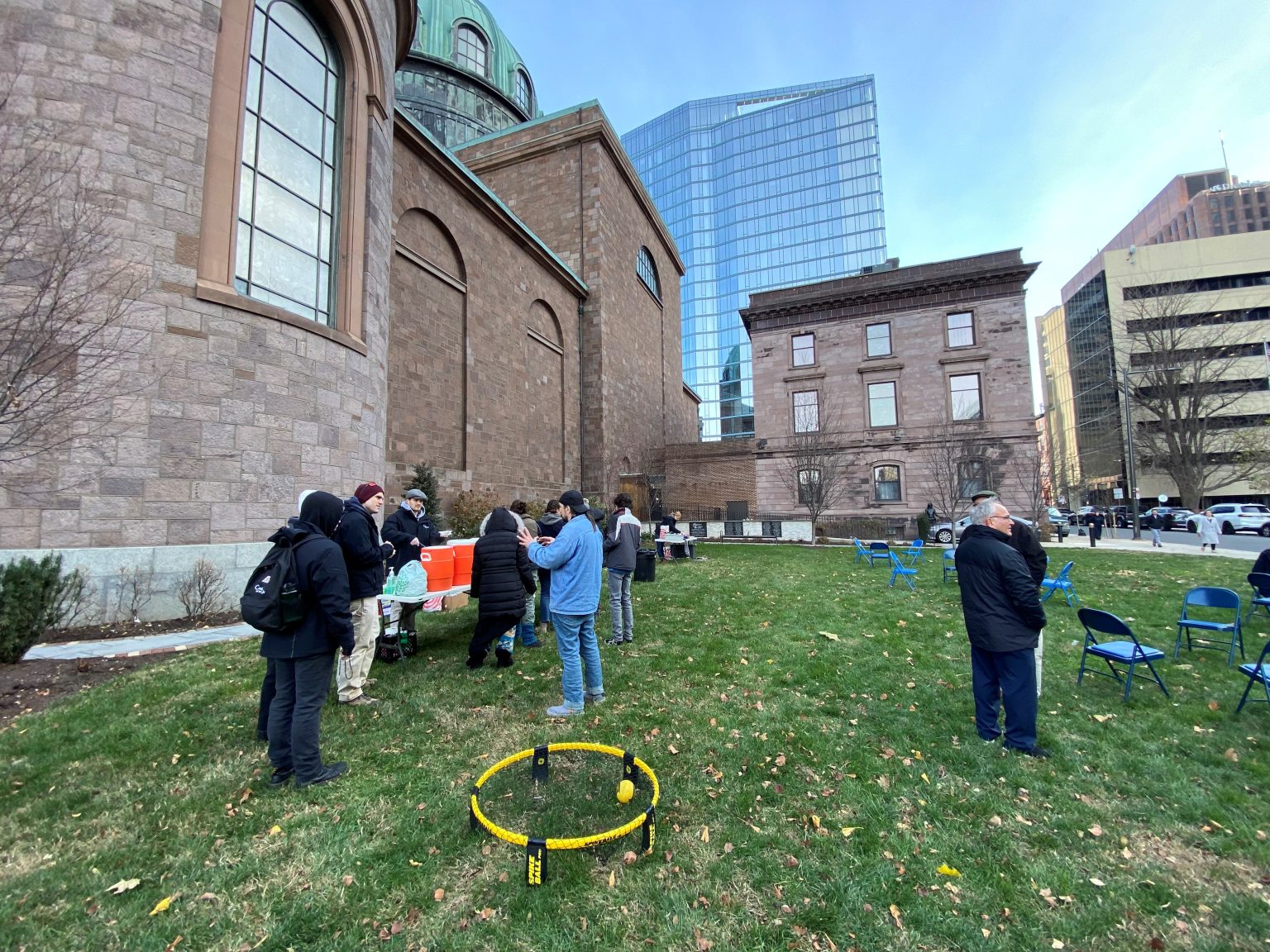 Lunch on the Cathedral Lawn – The Cathedral Basilica of Saints Peter ...